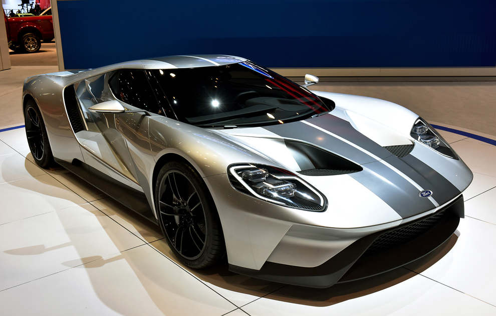 A preview of the hot new cars for 2016