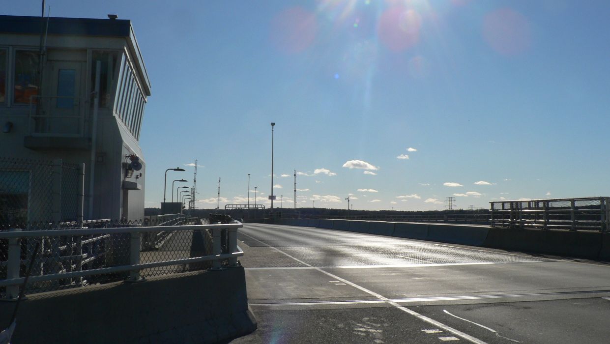 Casco Bay Bridge contract sparks concern, outrage