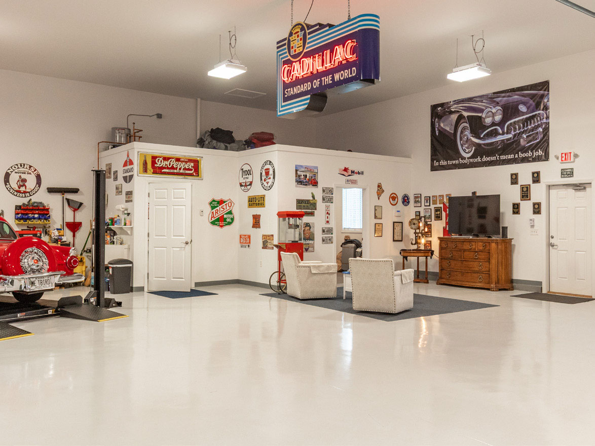 For sale: pristine industrial condo in Saco